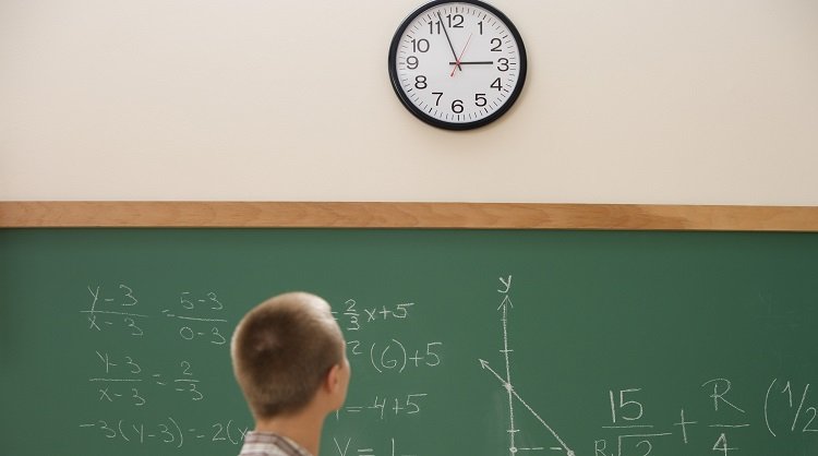 Schools Remove Analog Clocks Because It's Easier Than Teaching - Mandatory