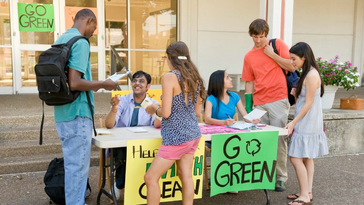Be Eco-Friendly: 10 Easy Ways College Students Can Go Green