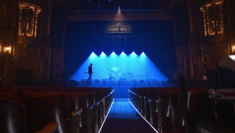 5 Of The Weirdest Reasons Bands Canceled Tours Or Shows - Mandatory