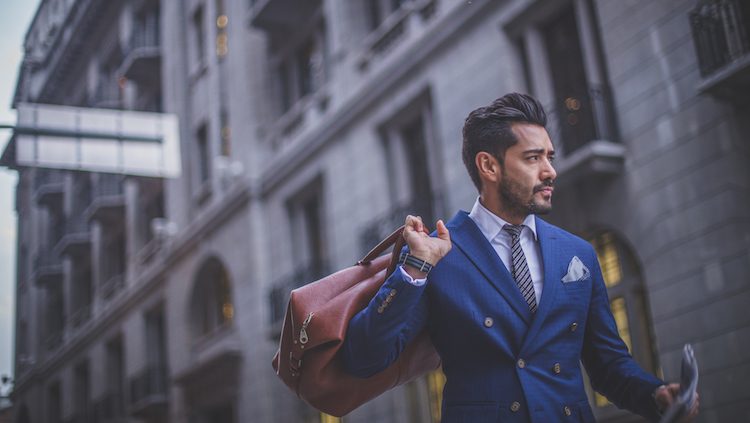 8 Essentials Every Respectable Man Should Have On Him - Mandatory