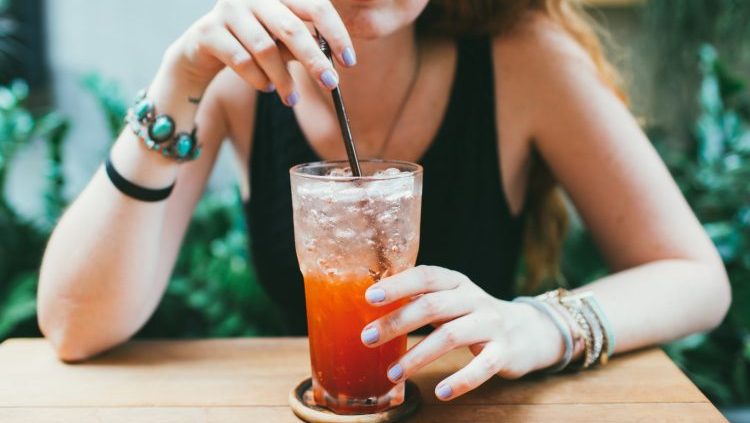 5 Hangover-Inducing Drinks To Avoid When Day-Drinking - Mandatory
