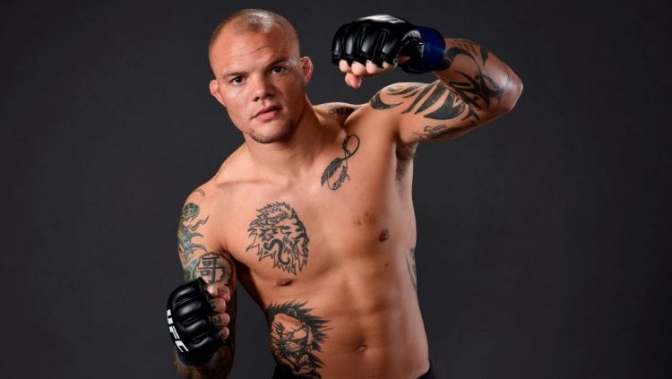 5 Things You Should Know About Anthony Smith - Mandatory