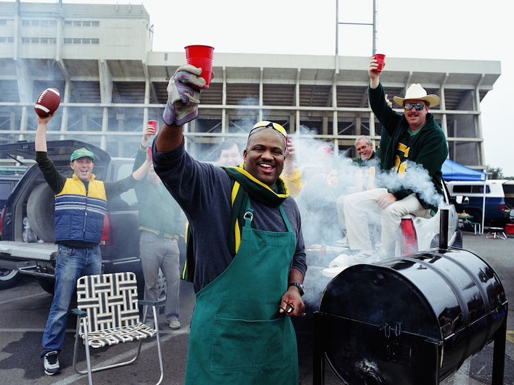 RANKED! The Best Cities For Tailgating to Kick Off the NFL Season