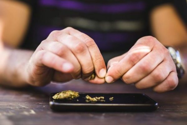 Your iPhone Can Weigh Drugs (And 7 Other Handy Uses For Degenerate ...