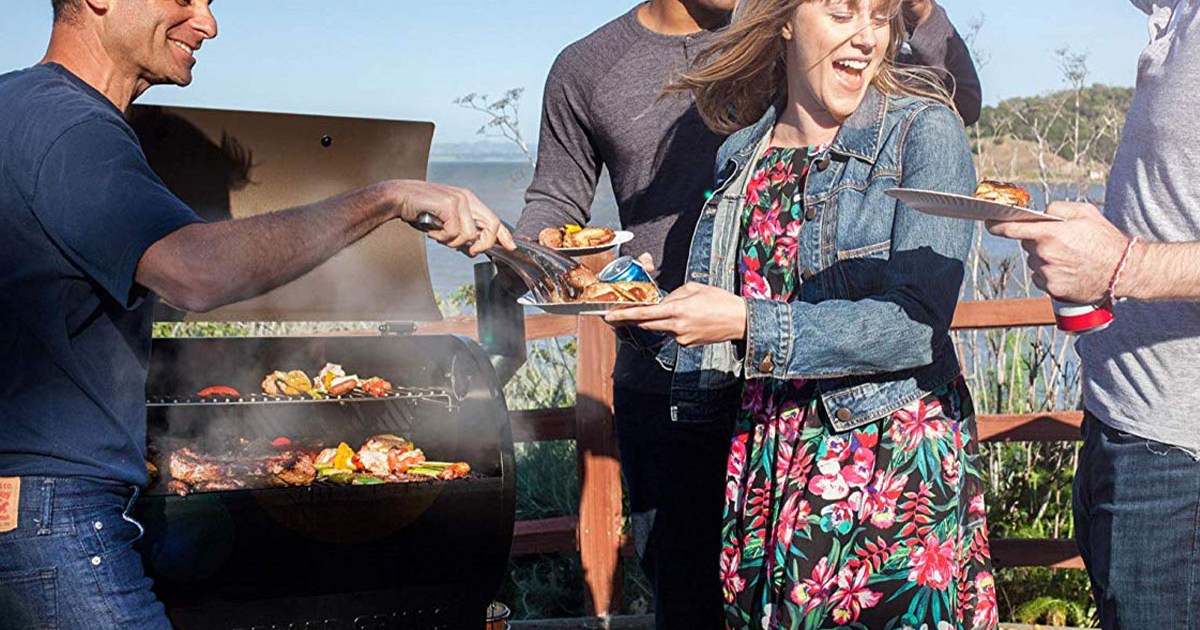 Pick Up One of These Sweet Grill and BBQ Deals Just in Time For Summer