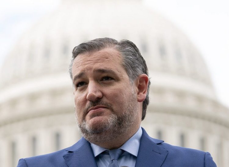 Ted Cruz Allegedly Used Campaign Money to Buy His Own Book