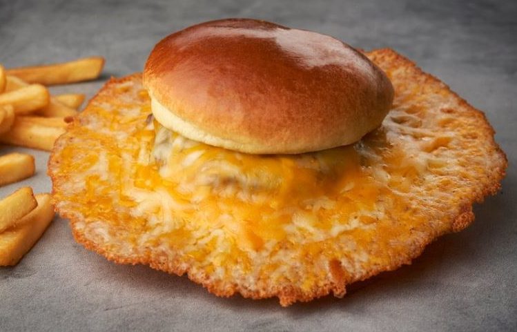 Friendly's Introduces Mouthwatering Cheese Skirt Burger