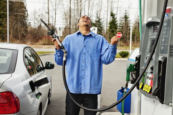 8 Creative Ways to Pay For Insanely Expensive Gas - Mandatory