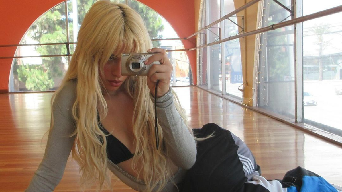 Sabrina Carpenter Archives - Mandatory