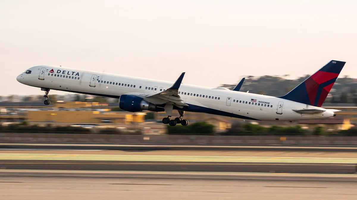 New Boeing 757 Accident With Delta Brings Fears Back to the Surface ...