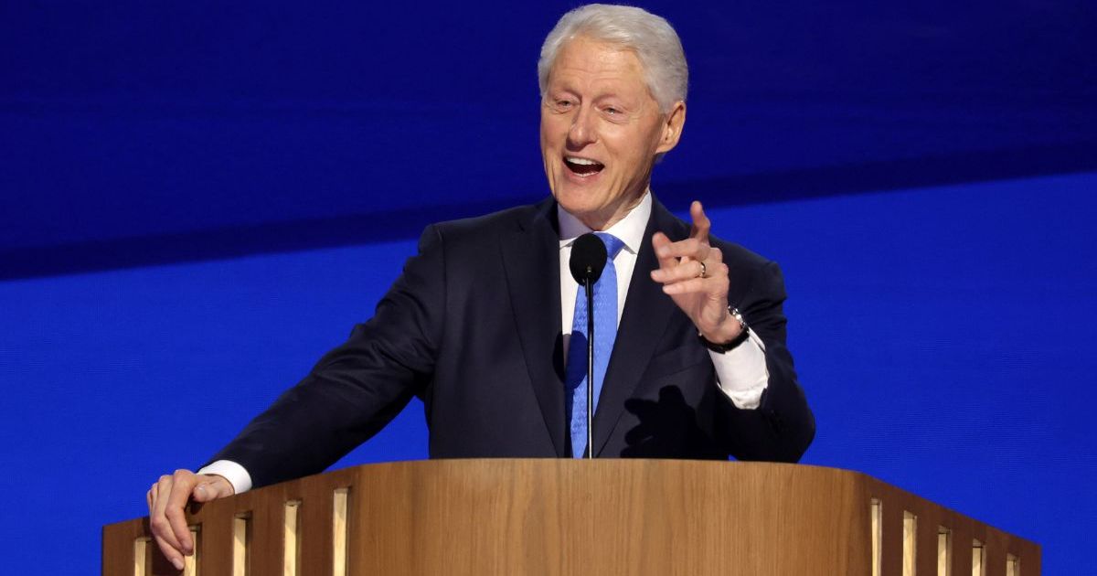 Bill Clinton's Hand Movement in DNC Video Sparks Health Concerns ...