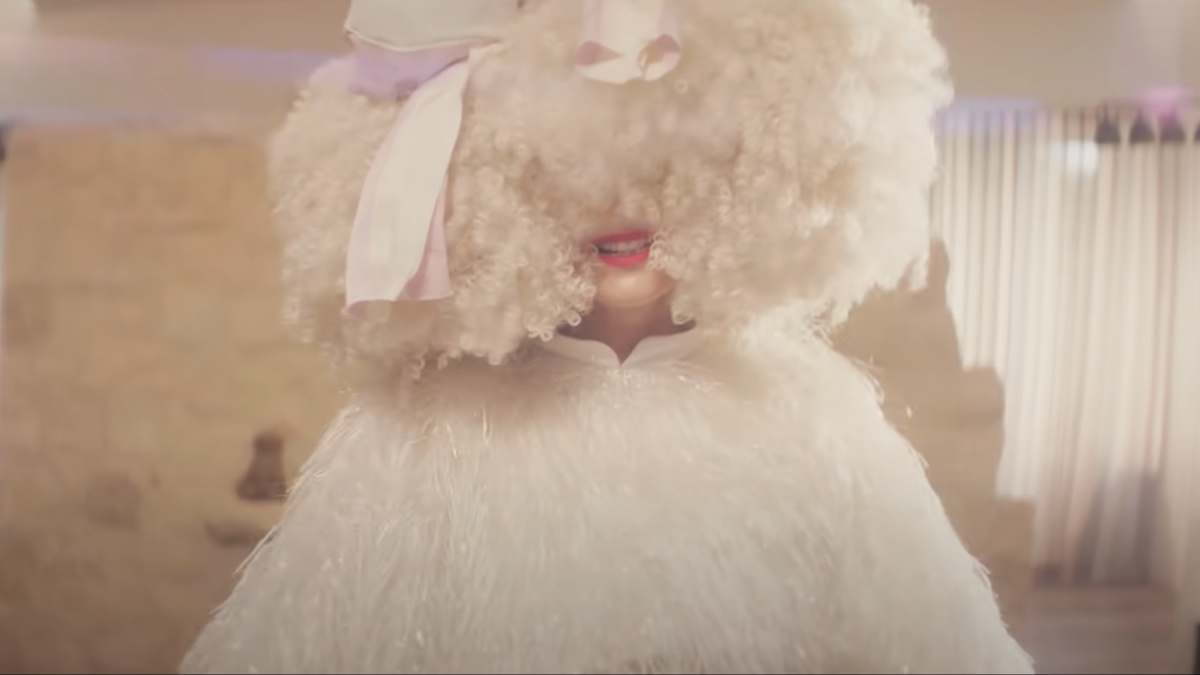 Here’s What the ‘Beyonce Kidnapped Me’ Sia Meme Means - Mandatory