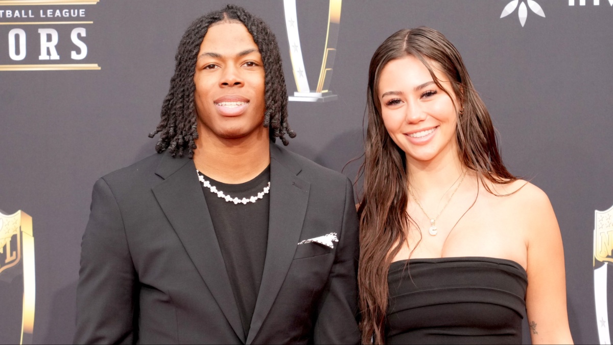 Who Is Jahmyr Gibbs’ Girlfriend, Nicole Anderson, & What Is Their ...