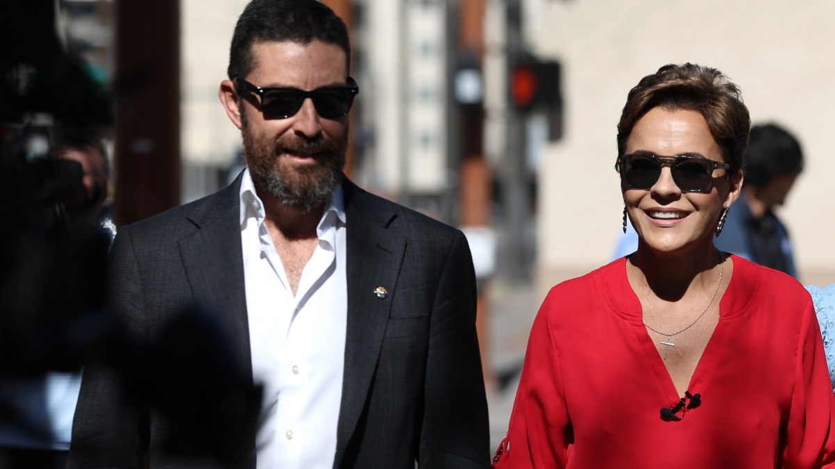 Who Is Kari Lake’s Husband, Jeff Halperin, & What Is Their Relationship ...