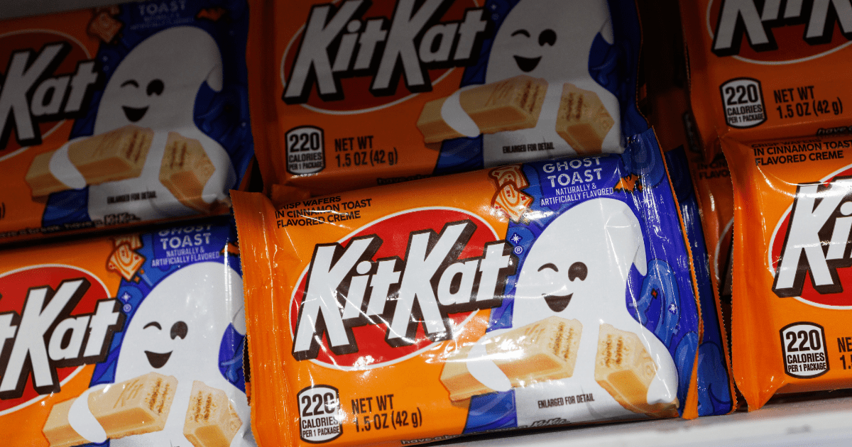 Kit Kat's Santa-Shaped Bars Are a Must-Have This Holiday Season - Mandatory