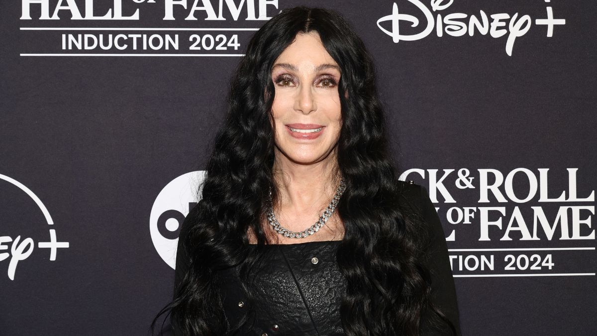 Cher Details Having ‘Revenge Sex’ With Boyfriend at 14 Years Old ...