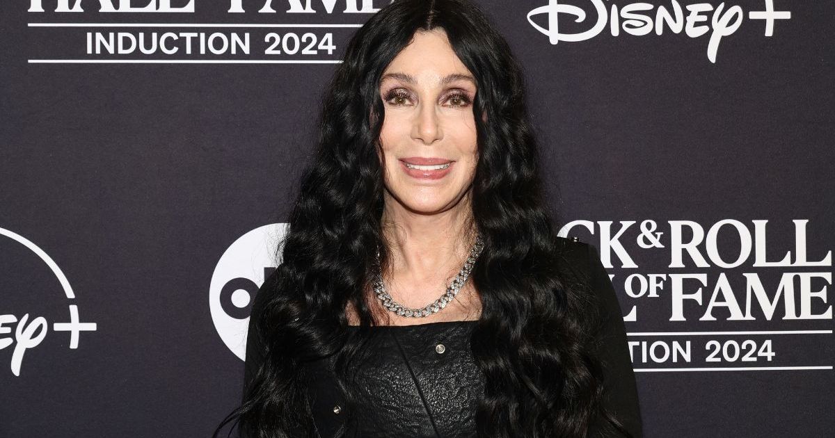 Cher Details Having ‘Revenge Sex’ With Boyfriend at 14 Years Old ...