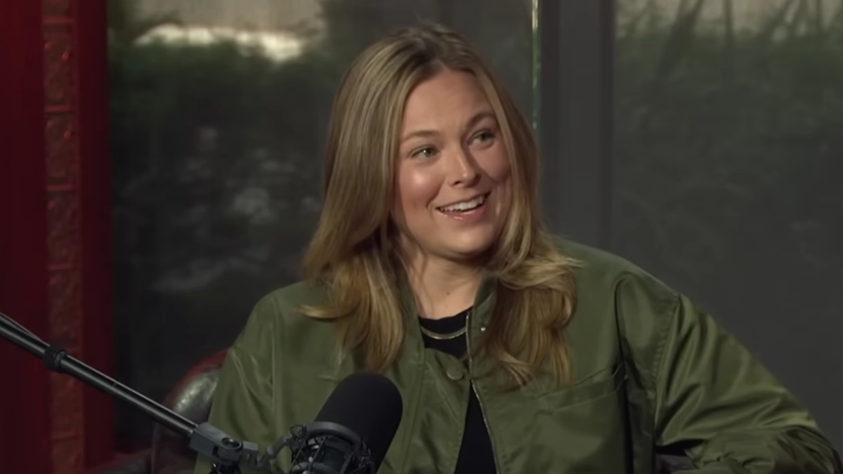 Who Is Jamie Erdahl’s Husband, Sam Buckman & How Many Kids Do They Have ...
