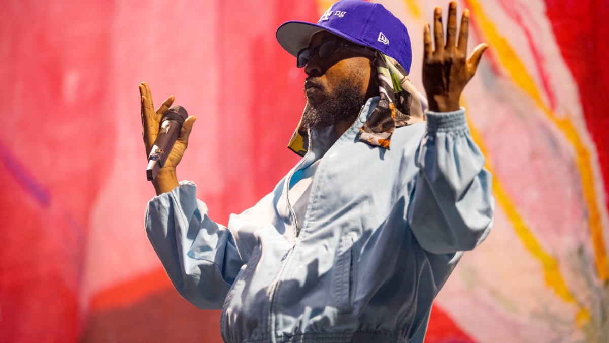 Here's What Kendrick Lamar's Viral 'Mustard' Meme Means - Mandatory