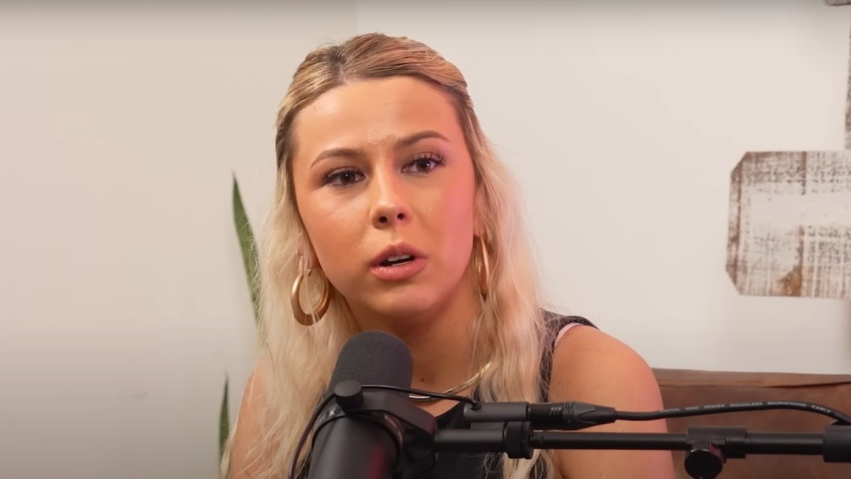 Hawk Tuah Girl aka Hailey Welch's 'Disappearance' Explained - Mandatory