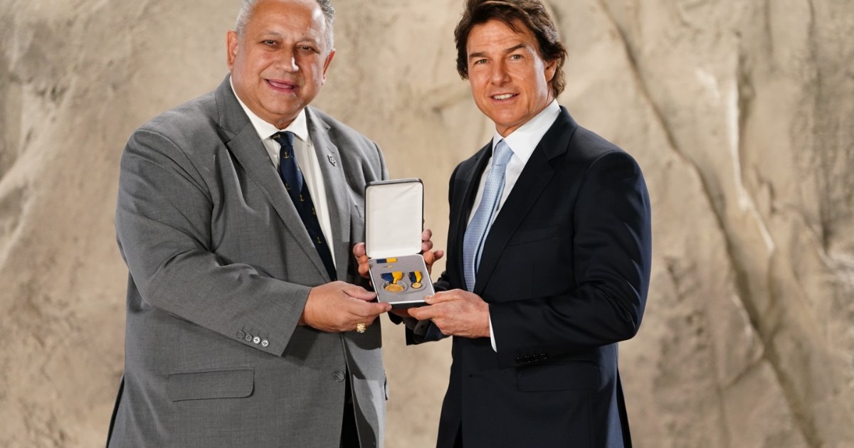 Here's Why Tom Cruise Was Awarded By US Navy