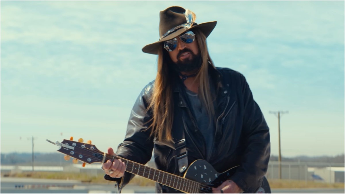 Billy Ray Cyrus Faces Backlash Over His Performance at Trump's ...