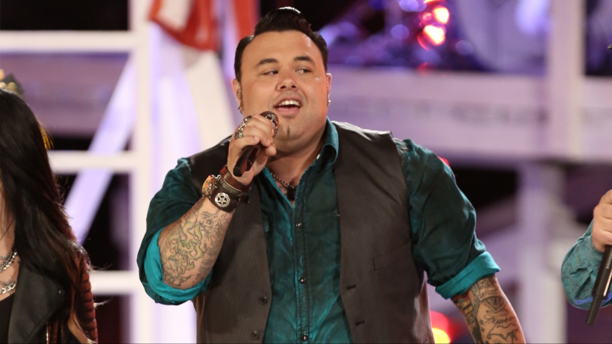 The Voice Alum Ryan Whyte Maloney Passes Away at 44 - Mandatory