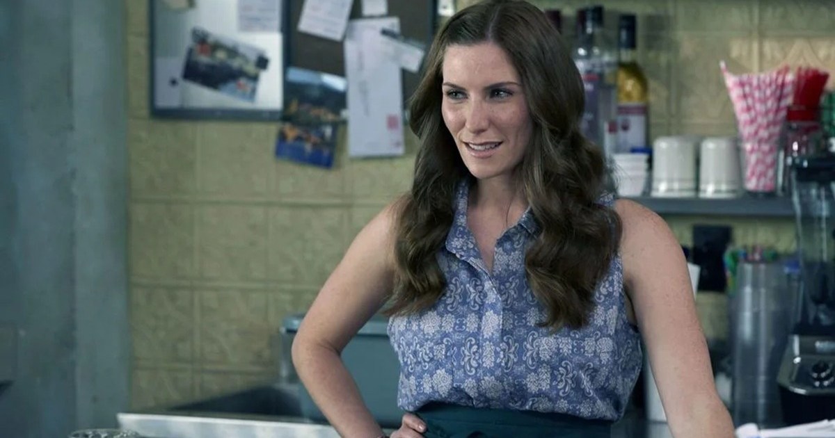 Schitt's Creek Actor Sarah Levy Loses Home in LA Fire - Mandatory