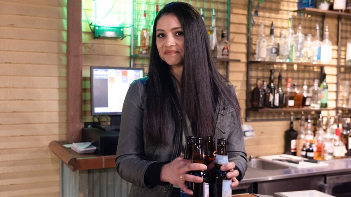 One Chicago Crossover: What Happens to Stella Kidd? Fate Revealed ...