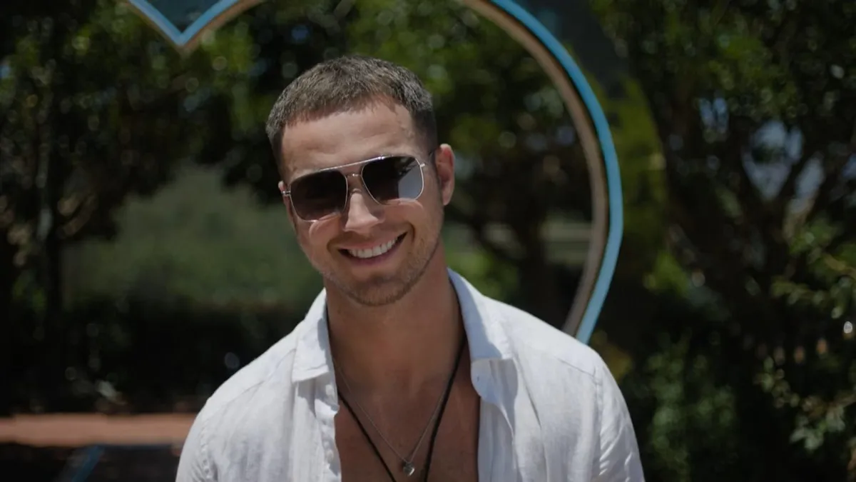 Love Island: All Stars: What Happened to Ron Hall’s Eye? - Mandatory