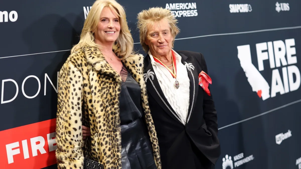 Who Is Rod Stewart's Wife, Penny Lancaster & What Is Their Relationship ...