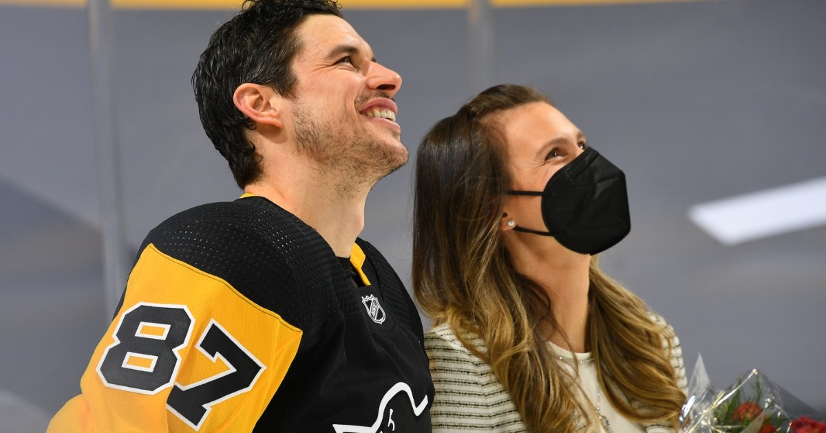 Who Is Sidney Crosby's Girlfriend, Kathy Leutner & What Is Their ...