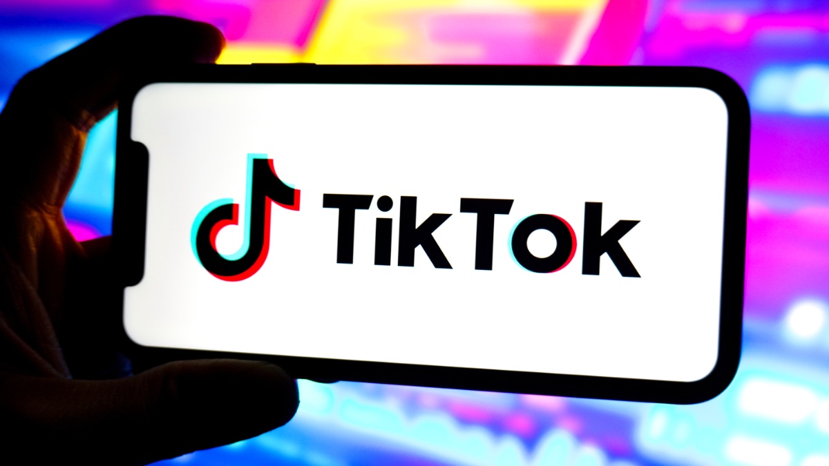 'Wi Wi Wi Cat' Hopecore TikTok Trend Explained - Mandatory