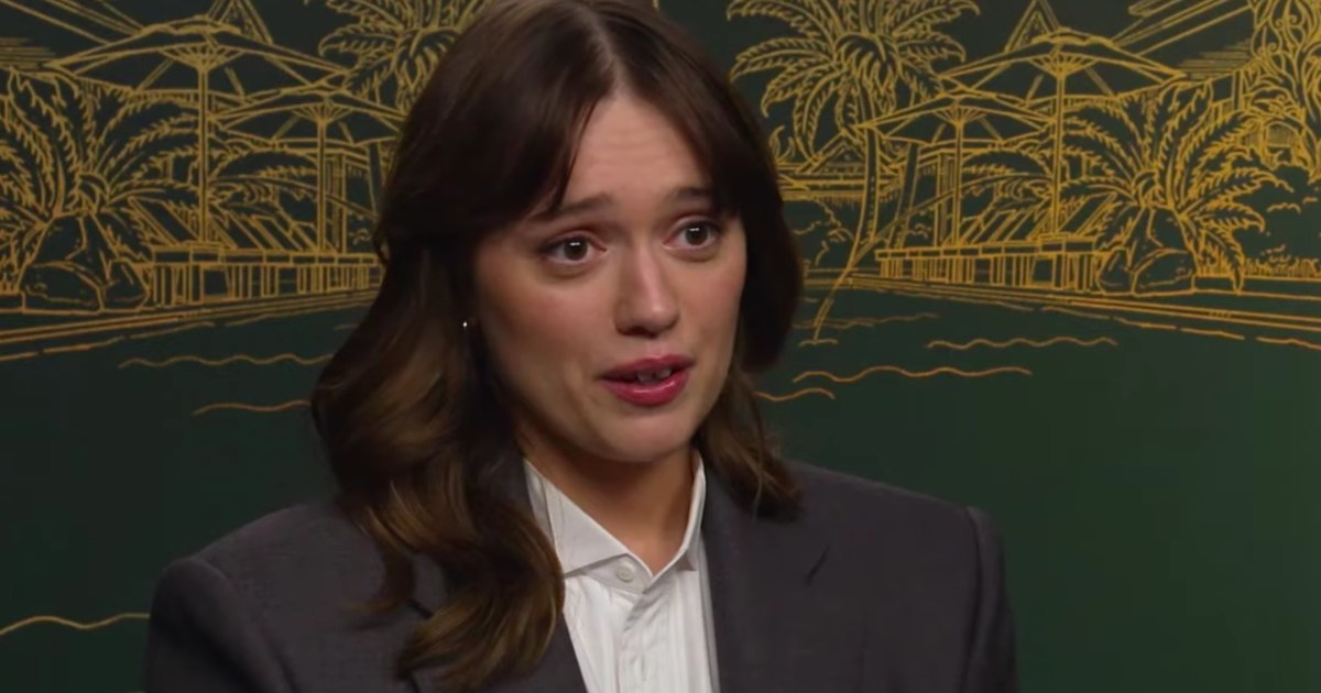 The White Lotus Star Aimee Lou Wood’s Comments About Her Teeth ...