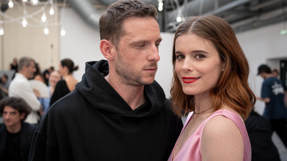 Who Is Kate Mara's Husband, Jamie Bell & What Is Their Relationship ...