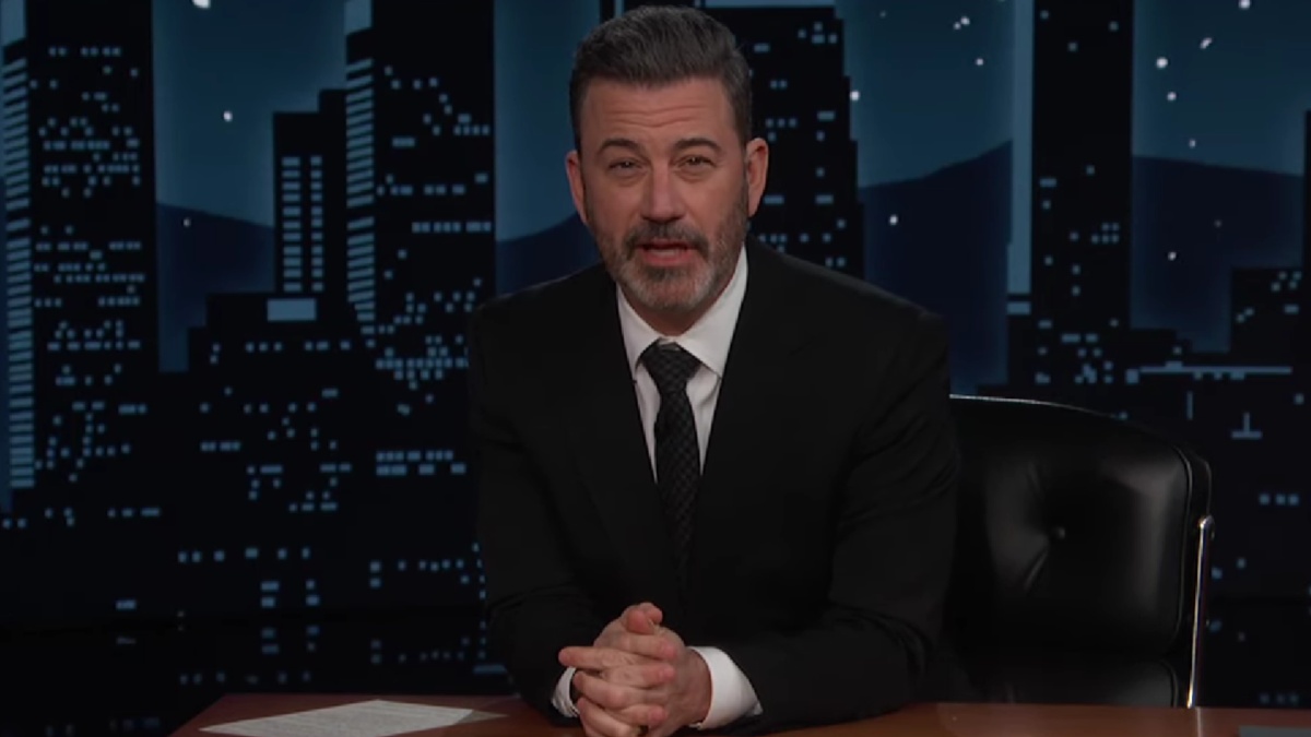 Jimmy Kimmel Reveals Donald Trump 'Double Cross' Necklace Video - Mandatory