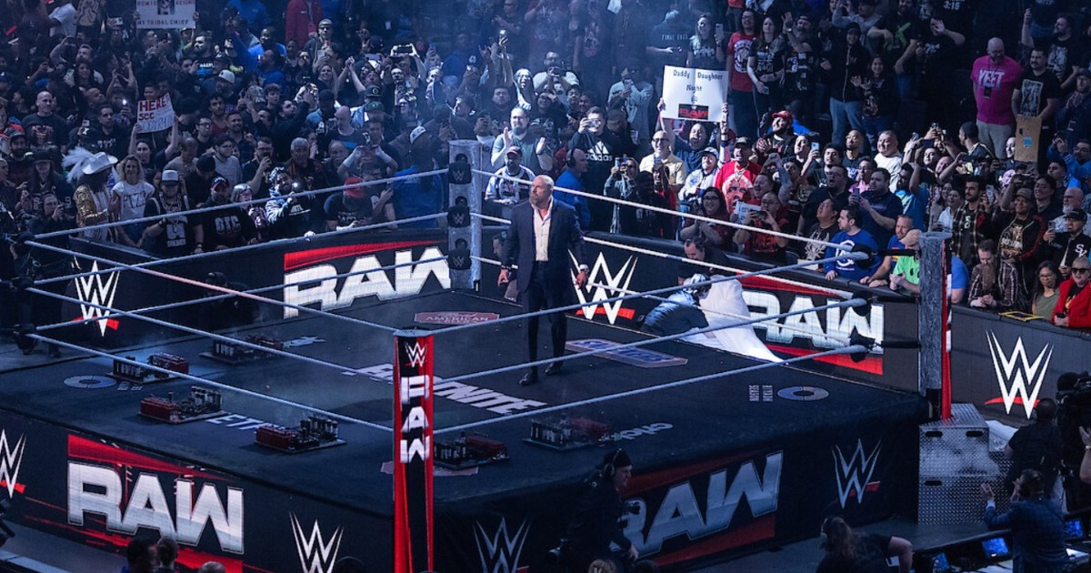 Who Won at WWE Monday Night Raw on February 24? Results Revealed ...