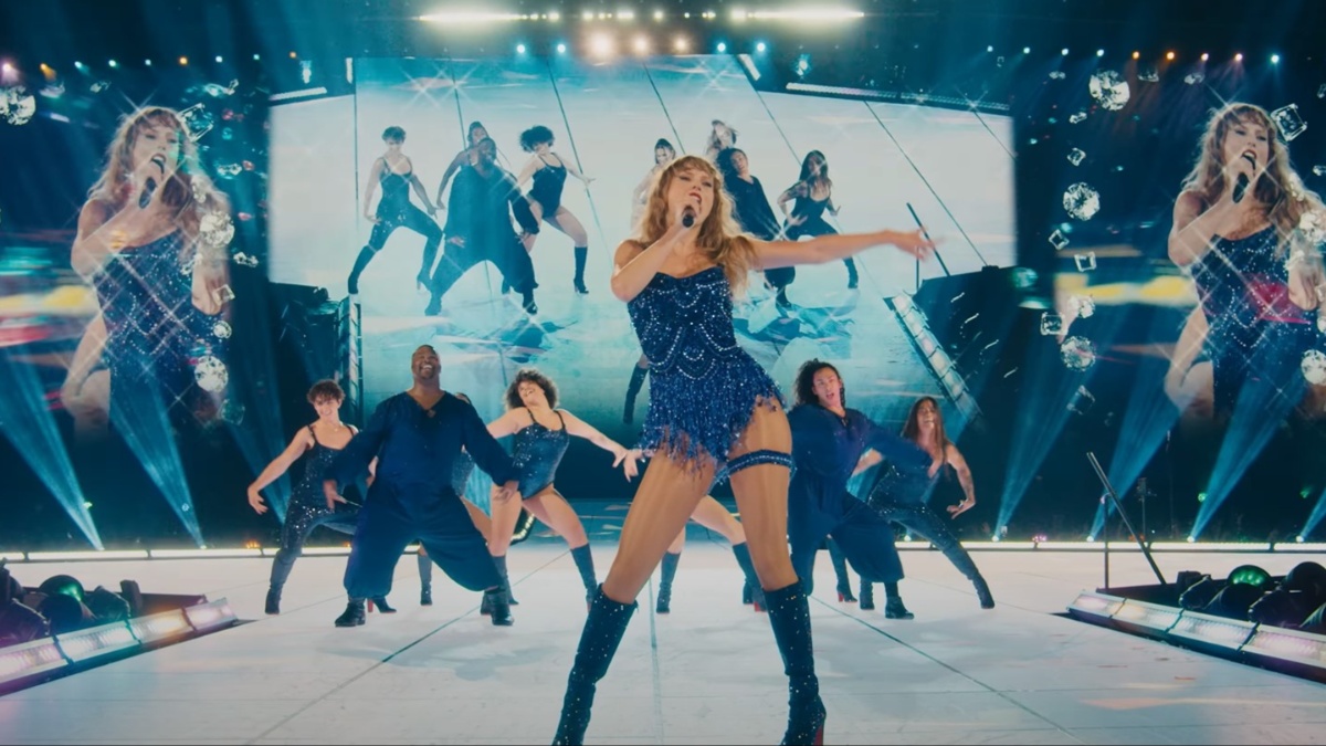 Fans Mesmerised by Taylor Swift Glambot Result at Grammys 2025 - Mandatory