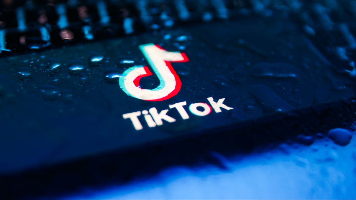 What Is TikTok's AI Viral History Trend? Explained - Mandatory