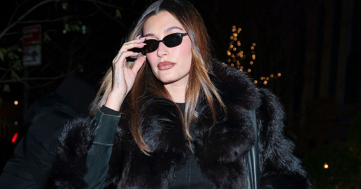 Hailey Bieber Reveals Favorite Lip Combo in New Makeup Video - Mandatory