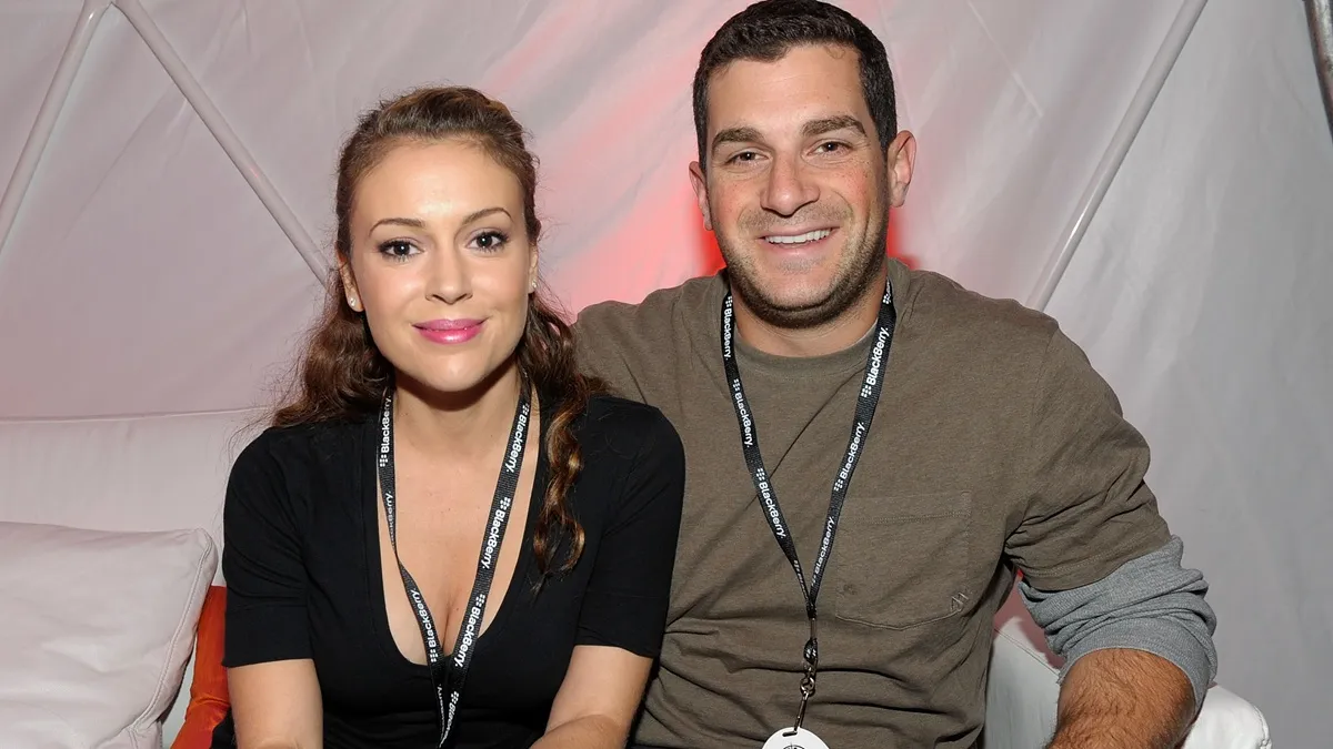 Who Is Alyssa Milano's Husband, David Bugliari & What Is Their ...