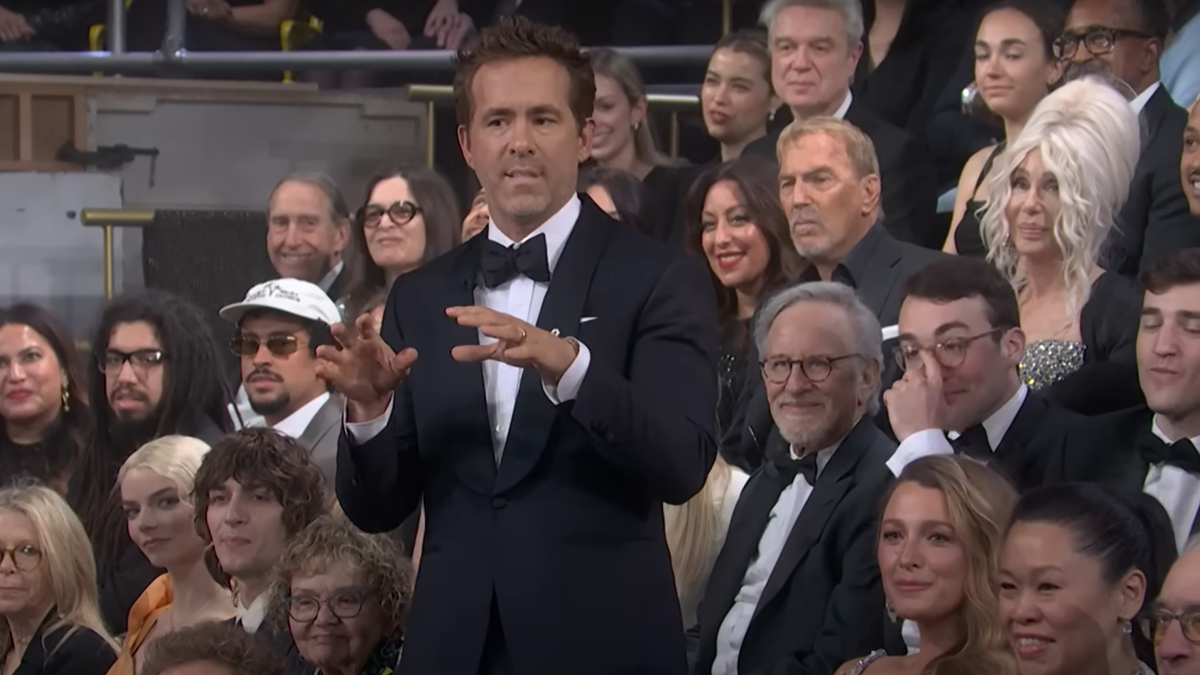 Kevin Costner's Expression During Ryan Reynolds' Baldoni Joke Goes ...