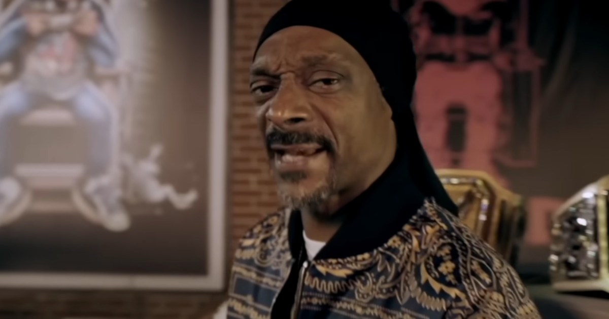 Snoop Dogg Sparks Controversy for Super Bowl Commercial With Tom Brady ...