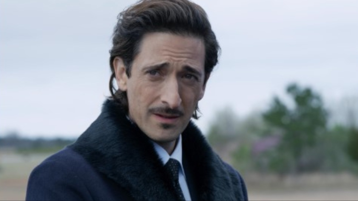 Halle Berry Kisses Adrien Brody to Recreate Oscar 2003 Moment - Mandatory
