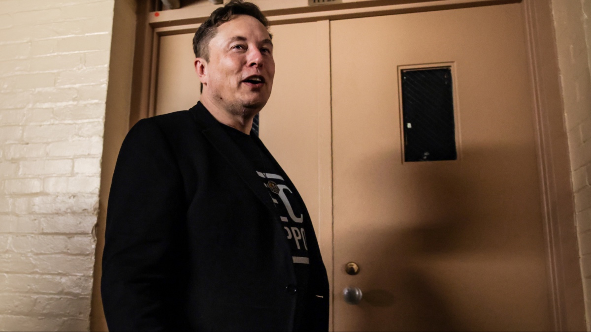 Who Is Elon Musk Dating in 2025? Relationship Explained - Mandatory