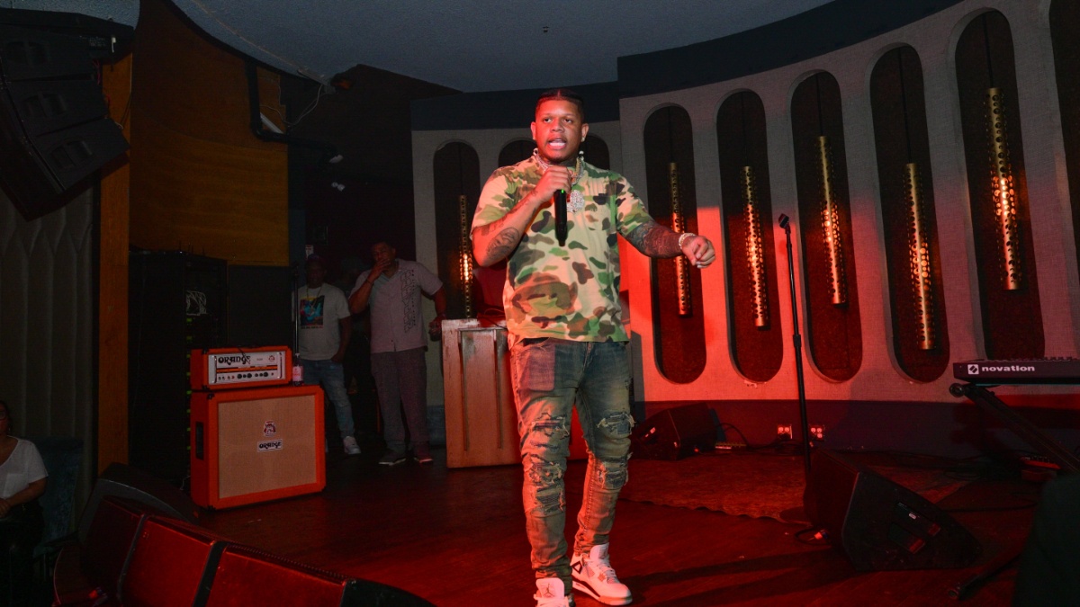 Yella Beezy Reportedly Arrested & Charged With Hiring Hitman to Kill ...