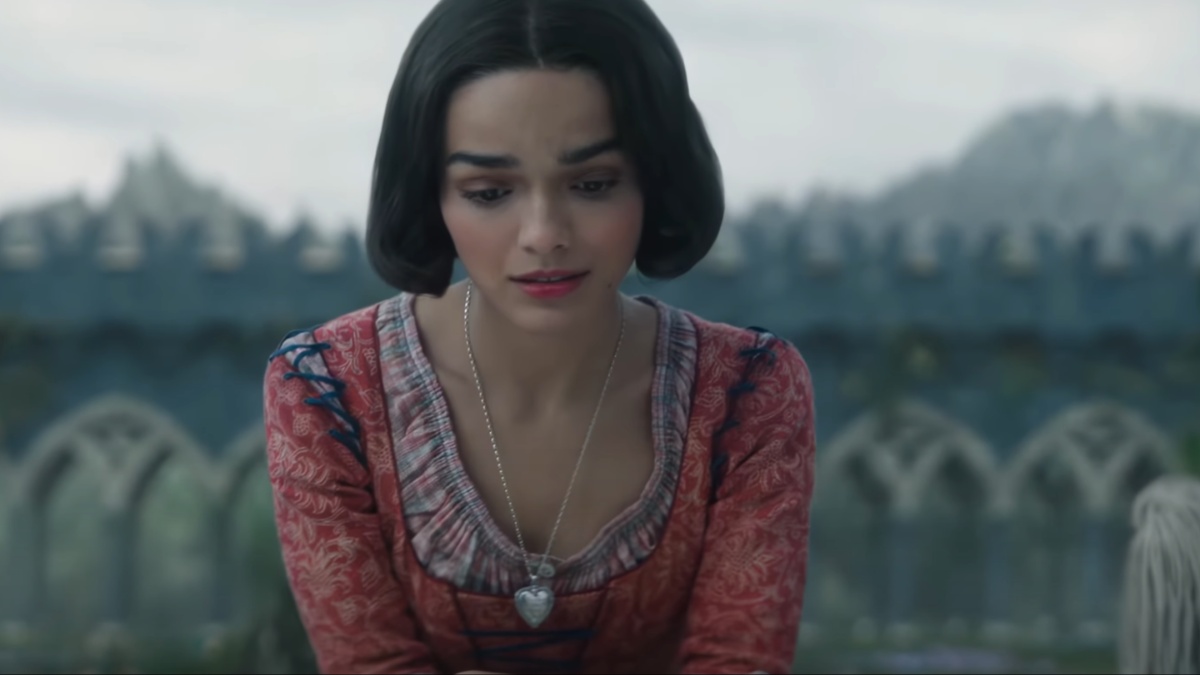 Fans Criticize Rachel Zegler’s Snow White 'Wig' - Mandatory