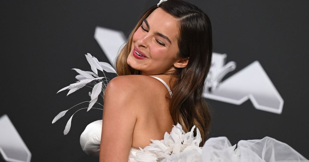 Addison Rae Flaunts Her Flexibility in Quirky Fitting Photos - Mandatory