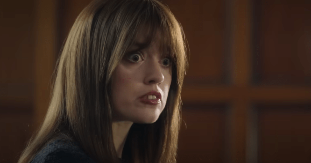 Aimee Lou Wood Talks About Her Teeth & Confidence With Them - Mandatory