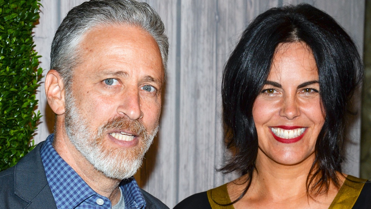 Who Is Jon Stewart's Wife, Tracey & What Is Their Relationship History ...